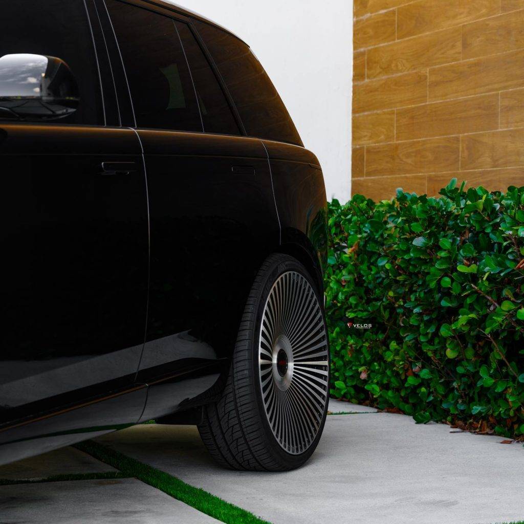 2023 Black Range Rover on 26" Velos Forged Wheels | Range Rover Fans