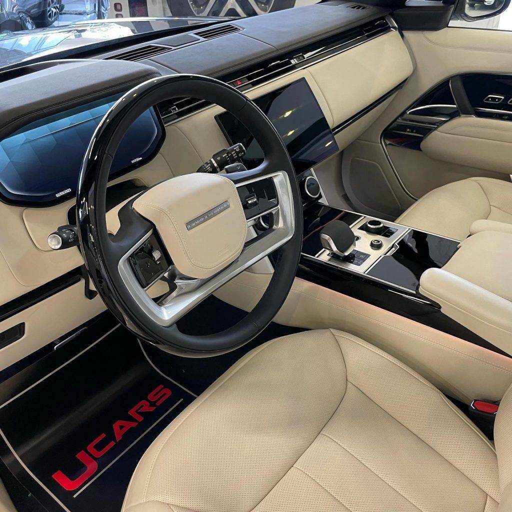 2023 Range Rover Autobiography with SV Bespoke Paint | Range Rover Fans