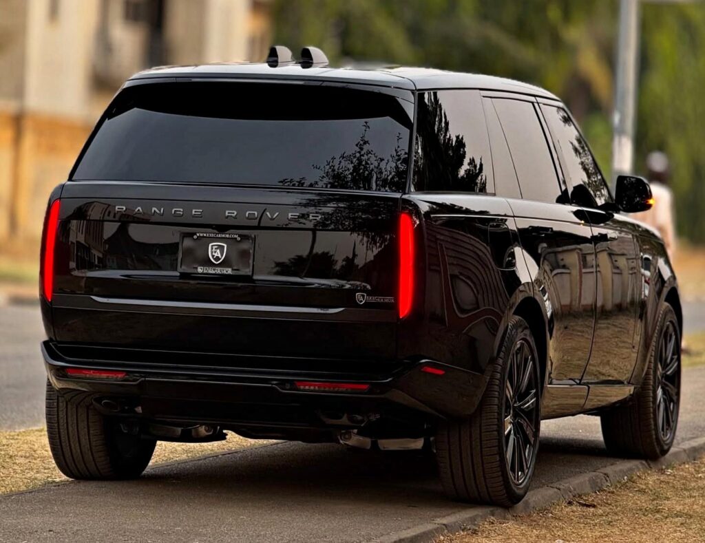 Range Rover Vogue Long Wheel Base Autobiography