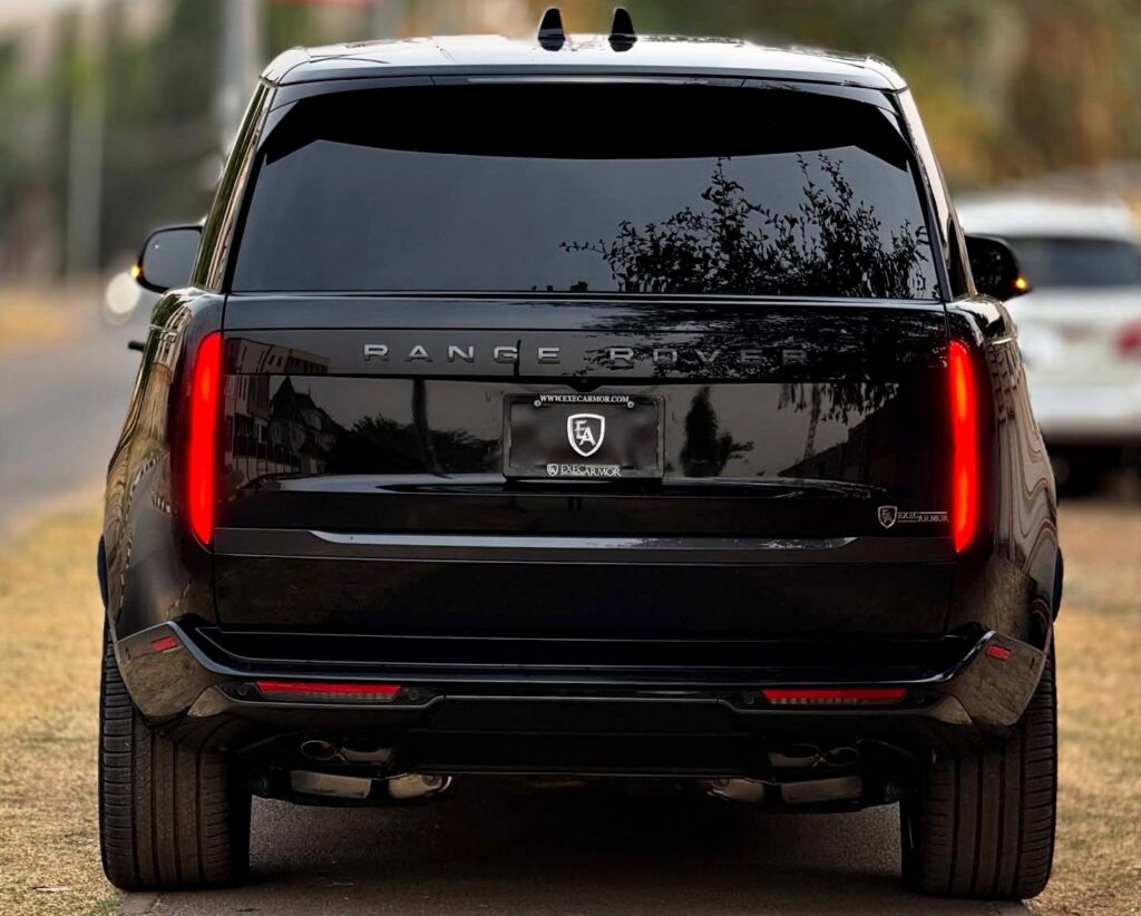 Range Rover Vogue Long Wheel Base Autobiography