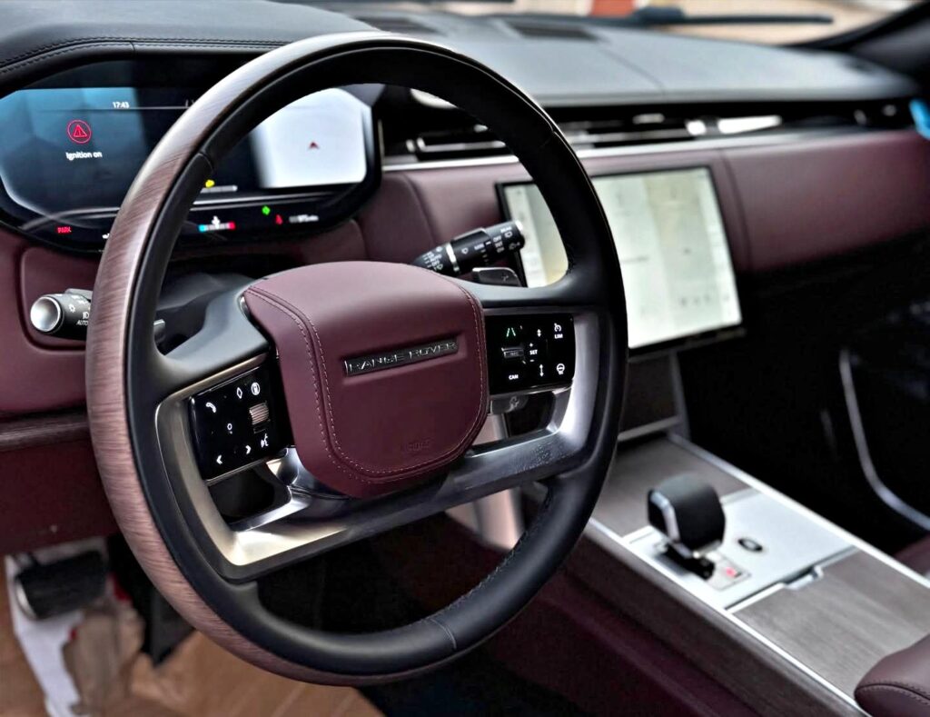 Range Rover Vogue Long Wheel Base Autobiography